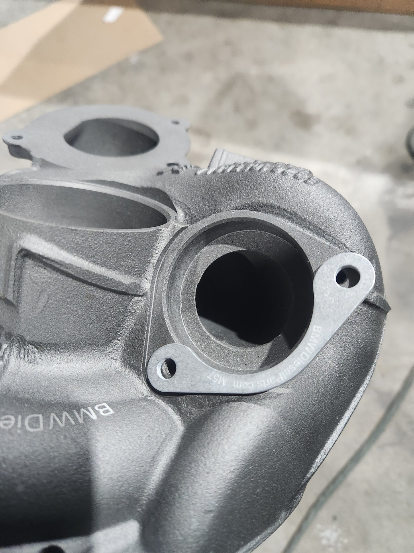 E70/E90 M57 Turbo K26 Compressor housing pipe clamp Replaces TWO OEM 1 ...